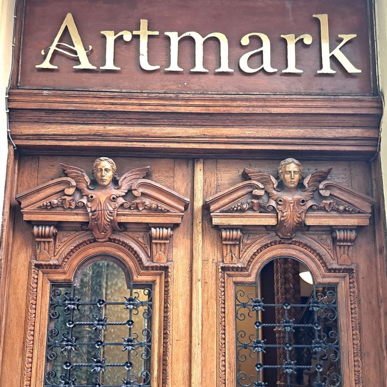 Palatul Cesianu Racoviță - Casa de licitații Artmark